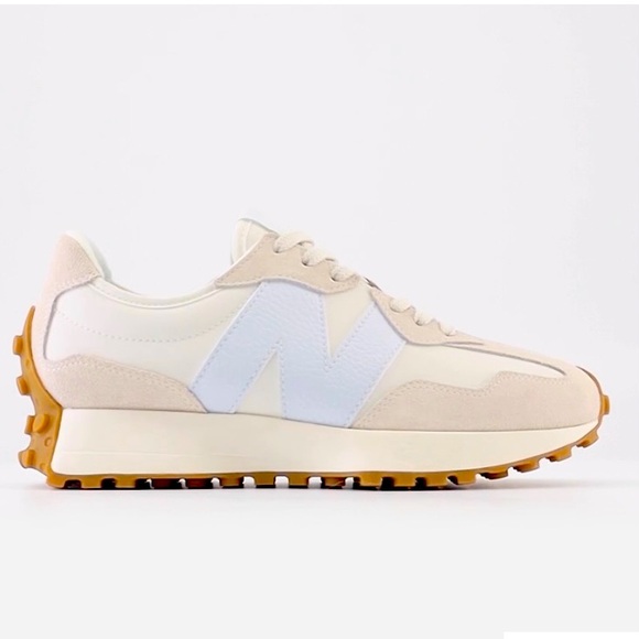 New Balance | Shoes | New Balance 327 Womens Sneaker In Light ...